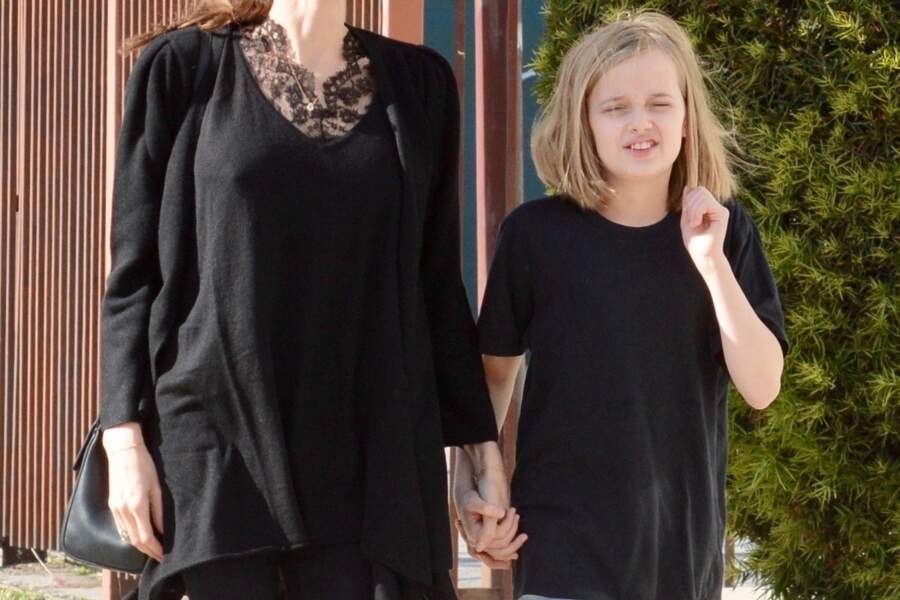Photos Angelina Jolie Retrouve Le Sourire Au Côté De Sa Fille
