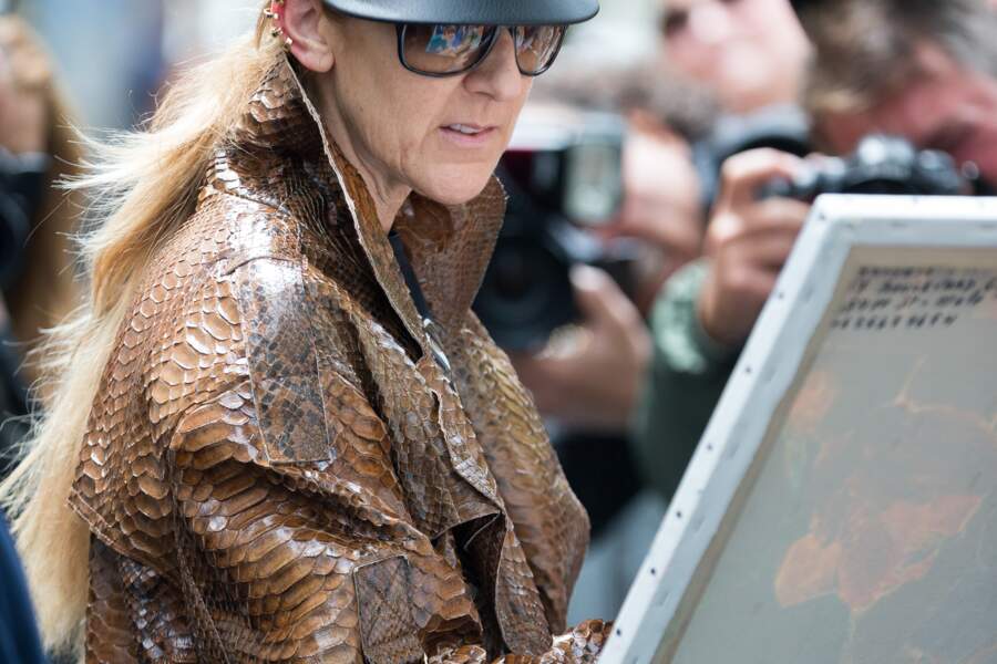 Look - Céline Dion change de look, va-t-elle trop loin? - Gala Look - Céline Dion change de look, va-t-elle trop loin? - Gala