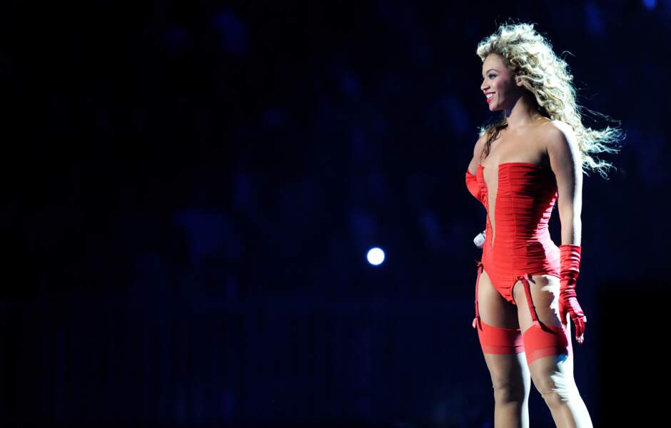 Beyoncé A 36 Ans Retour Sur Les Looks Dune Icône Qui A Traversé Le