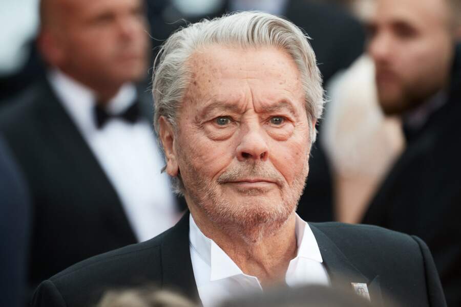 PHOTOS - Alain Delon : découvrez les membres de sa famille - Gala PHOTOS - Alain Delon : découvrez les membres de sa famille - Gala